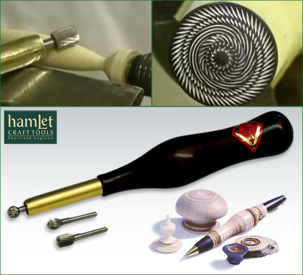 Hamlet decorating Elf – CreativeTurning